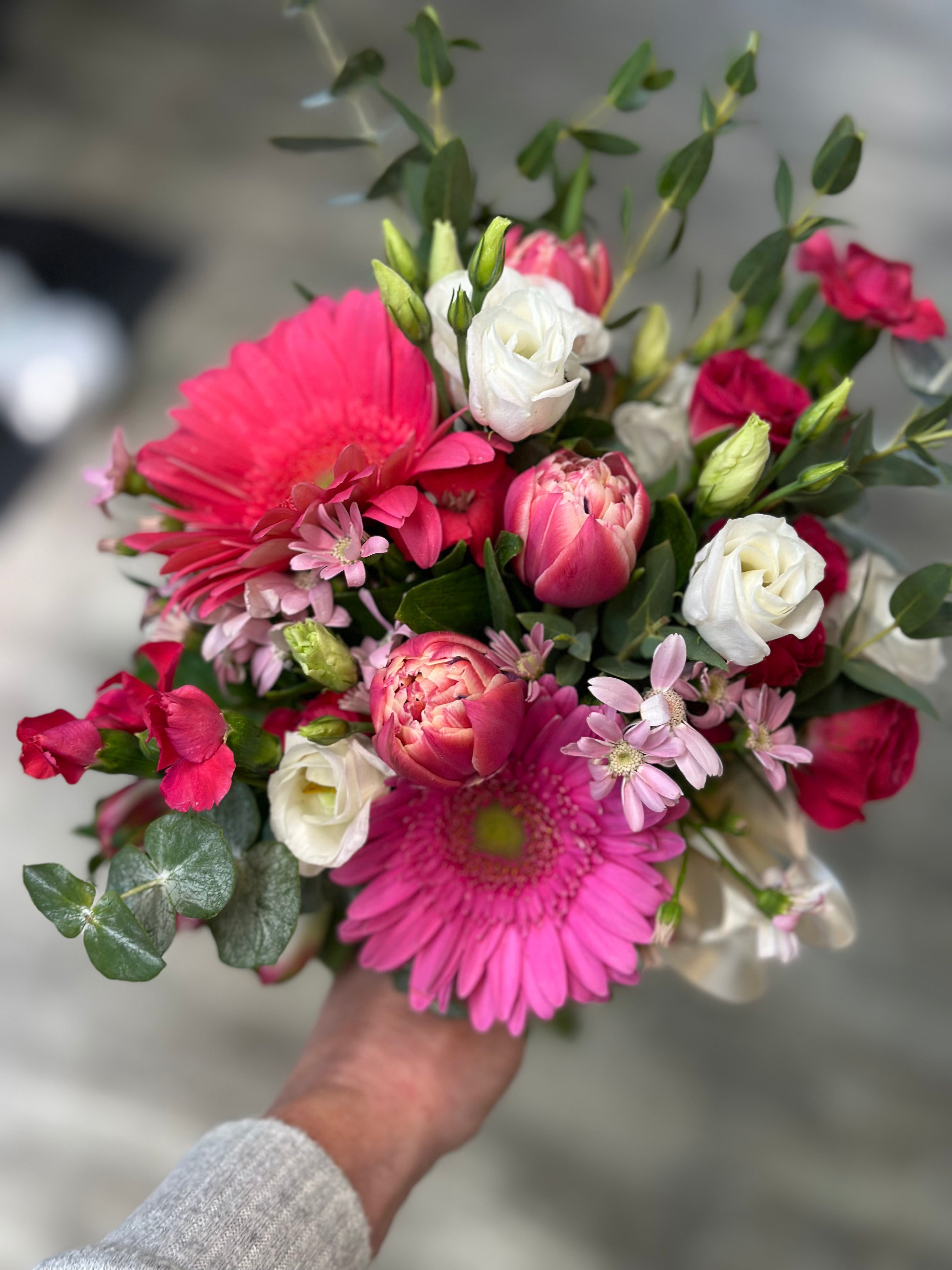 Flower Subscription – New Road Designs